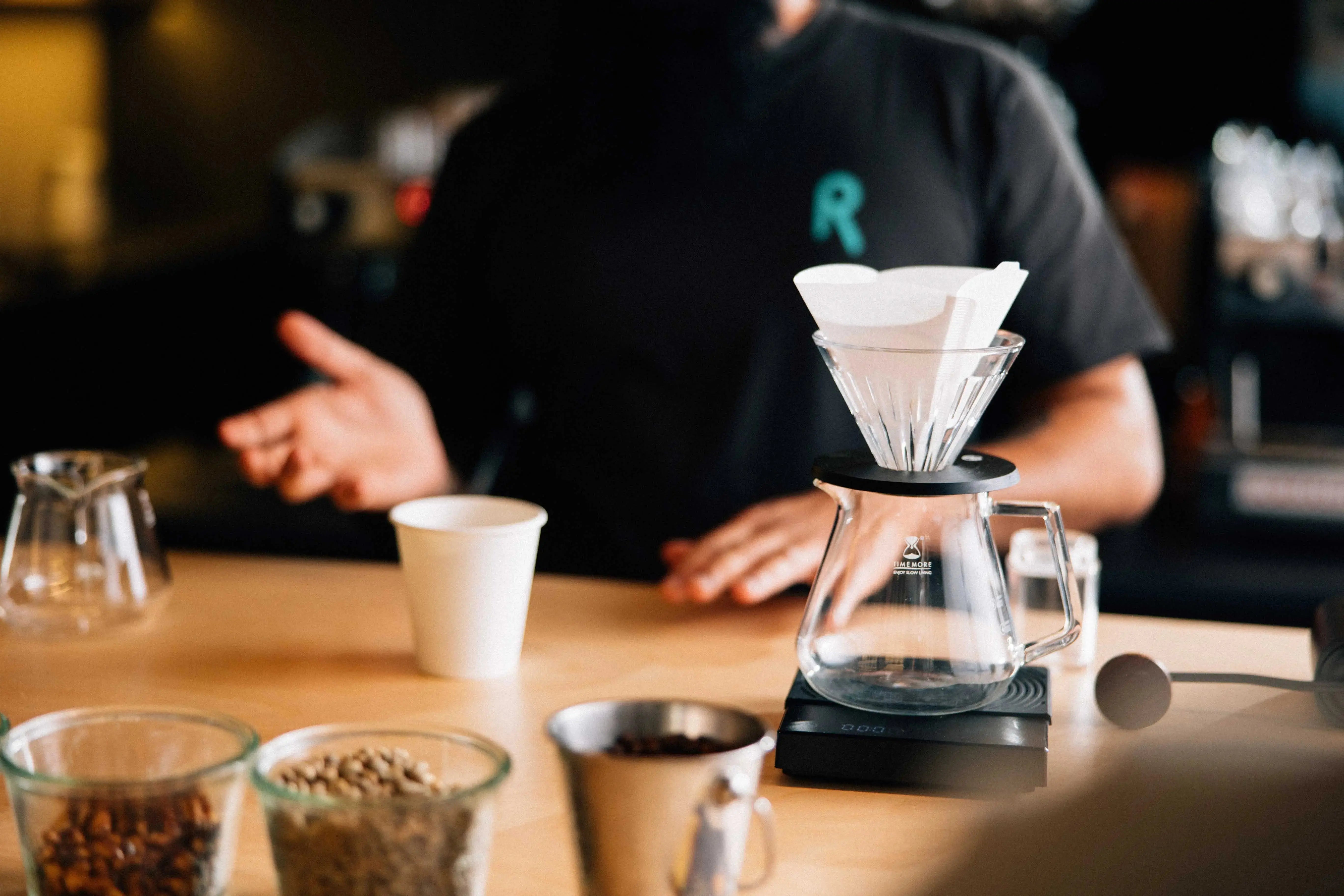 What is Pour Over Coffee ? - ROASTVILLE